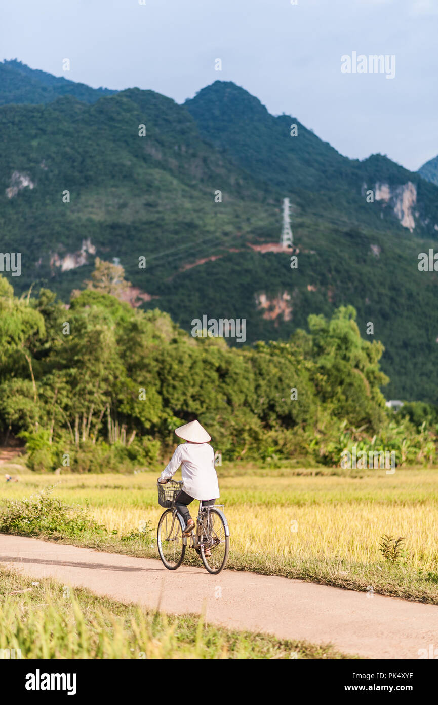 Mai chau cycle hi-res stock photography and images - Alamy