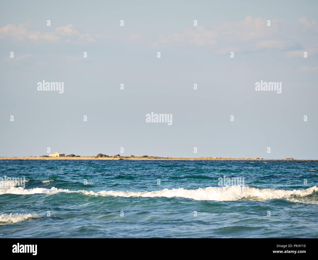 Summer burrowing hi-res stock photography and images - Alamy