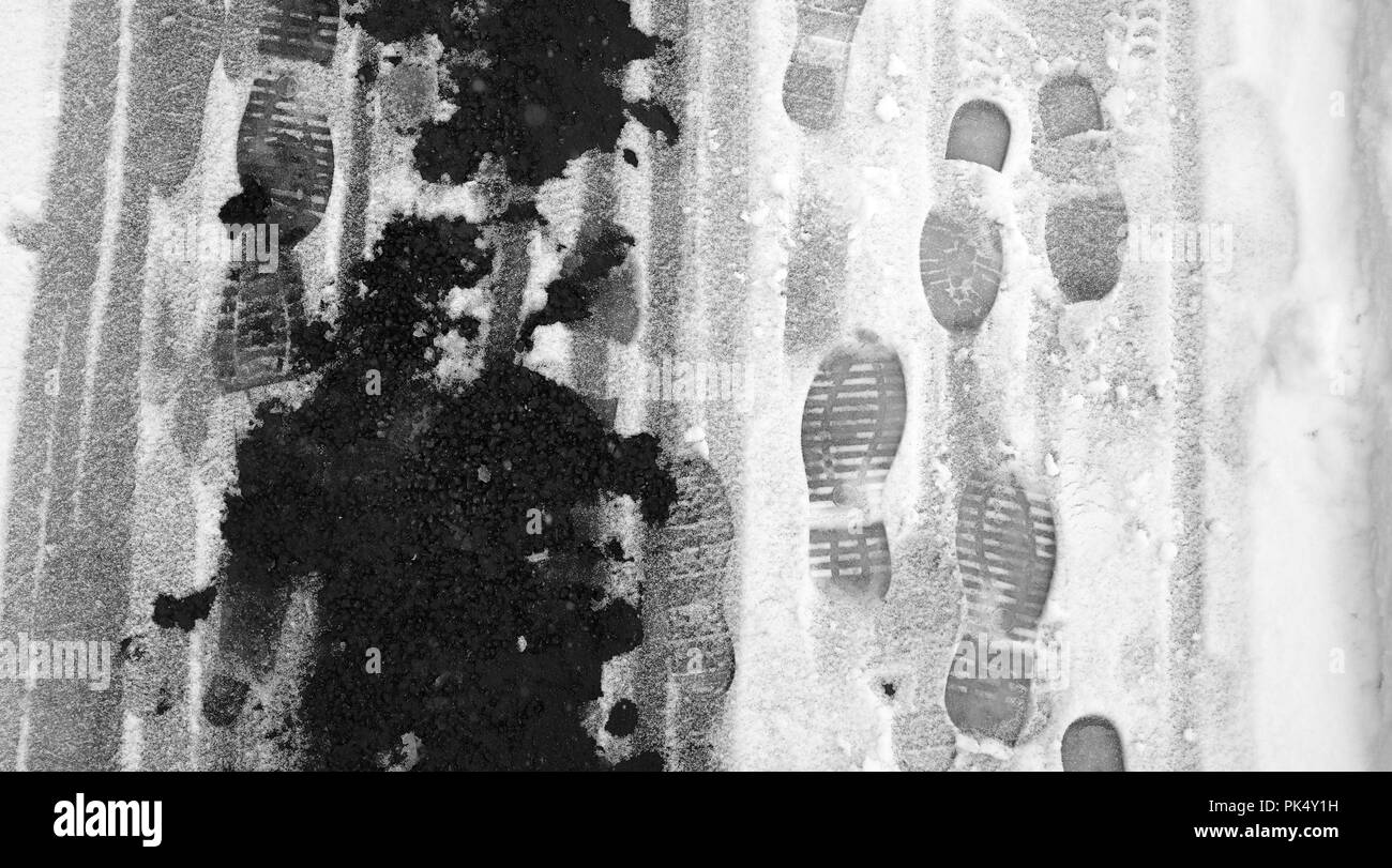 Footprints in the snow. Footprints on the first snow. Imprint an Stock ...