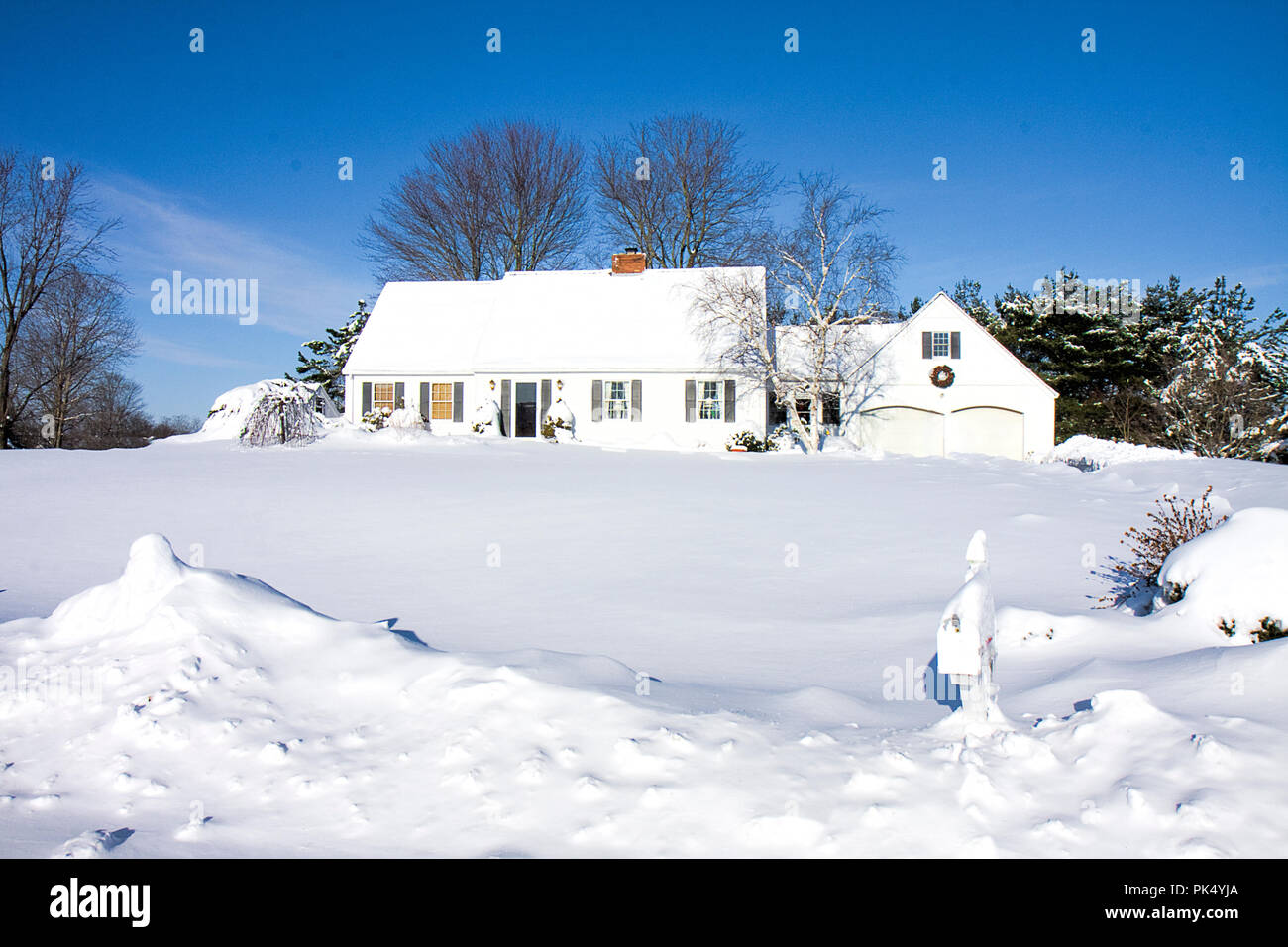 Cape Cod home after severe snowstorm. Beautiful scenic view Stock Photo ...