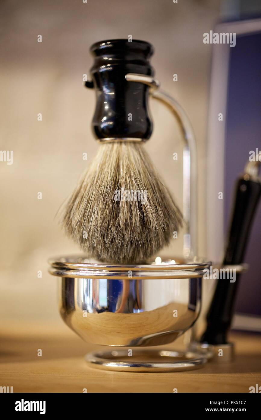 Barber Shop, blade and scissor work Stock Photo - Alamy