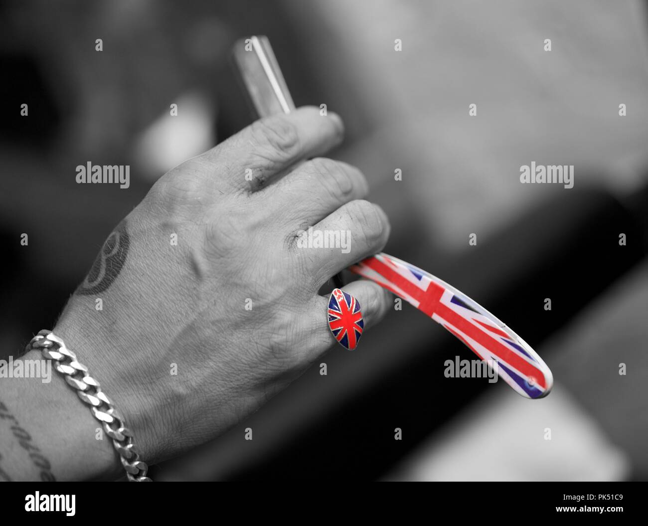 Barber Shop, blade and scissor work Stock Photo - Alamy