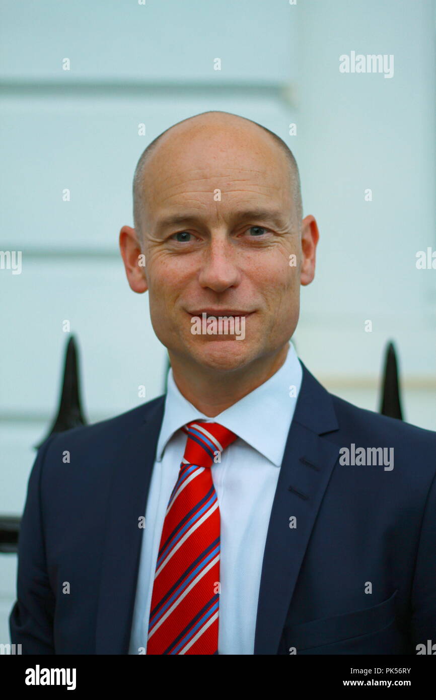 STEPHEN KINNOCK MP. BRITISH POLITICIANS. LABOUR. ABERAVON. Photo by ...