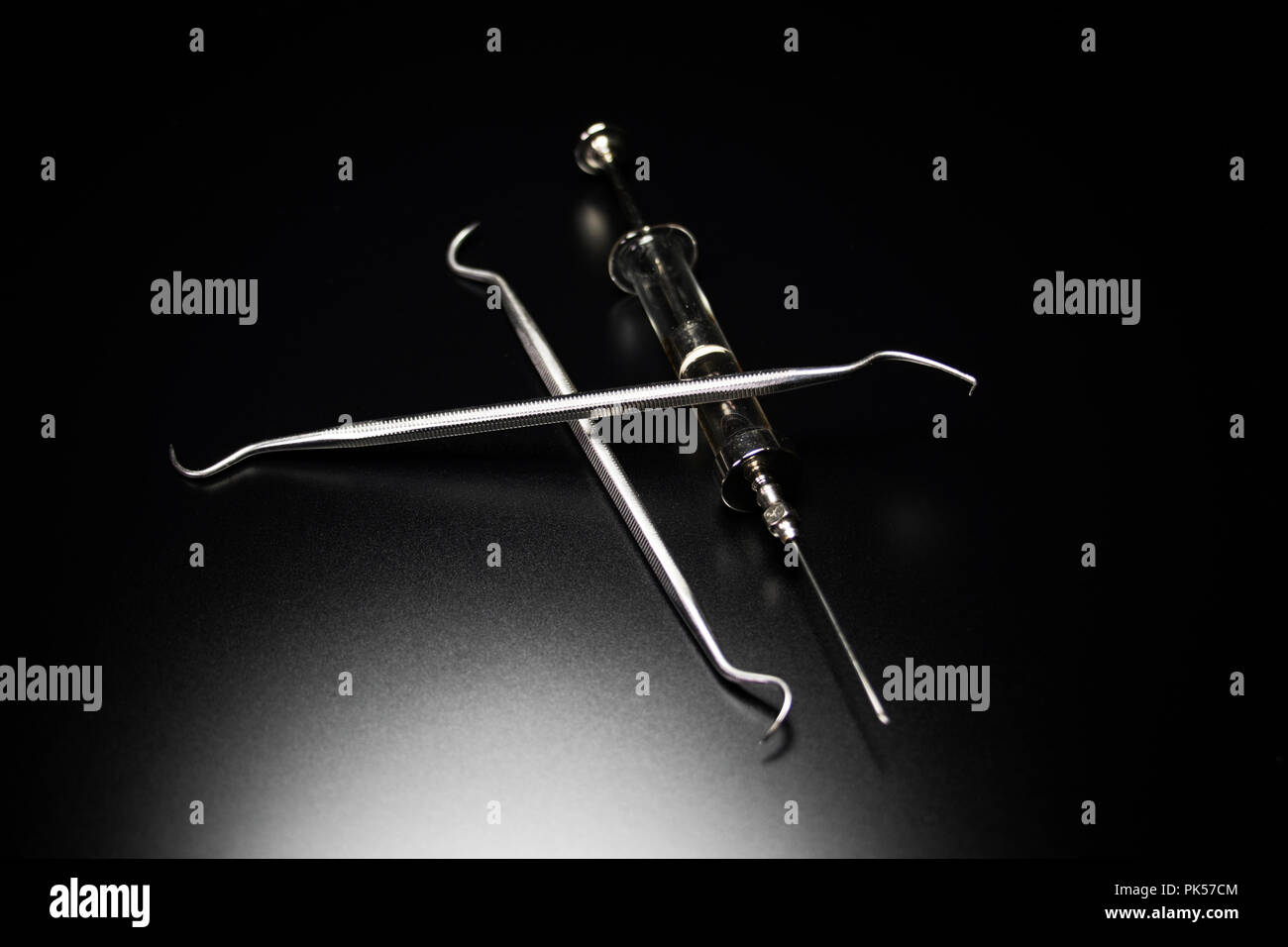 Dental injection hi-res stock photography and images - Alamy