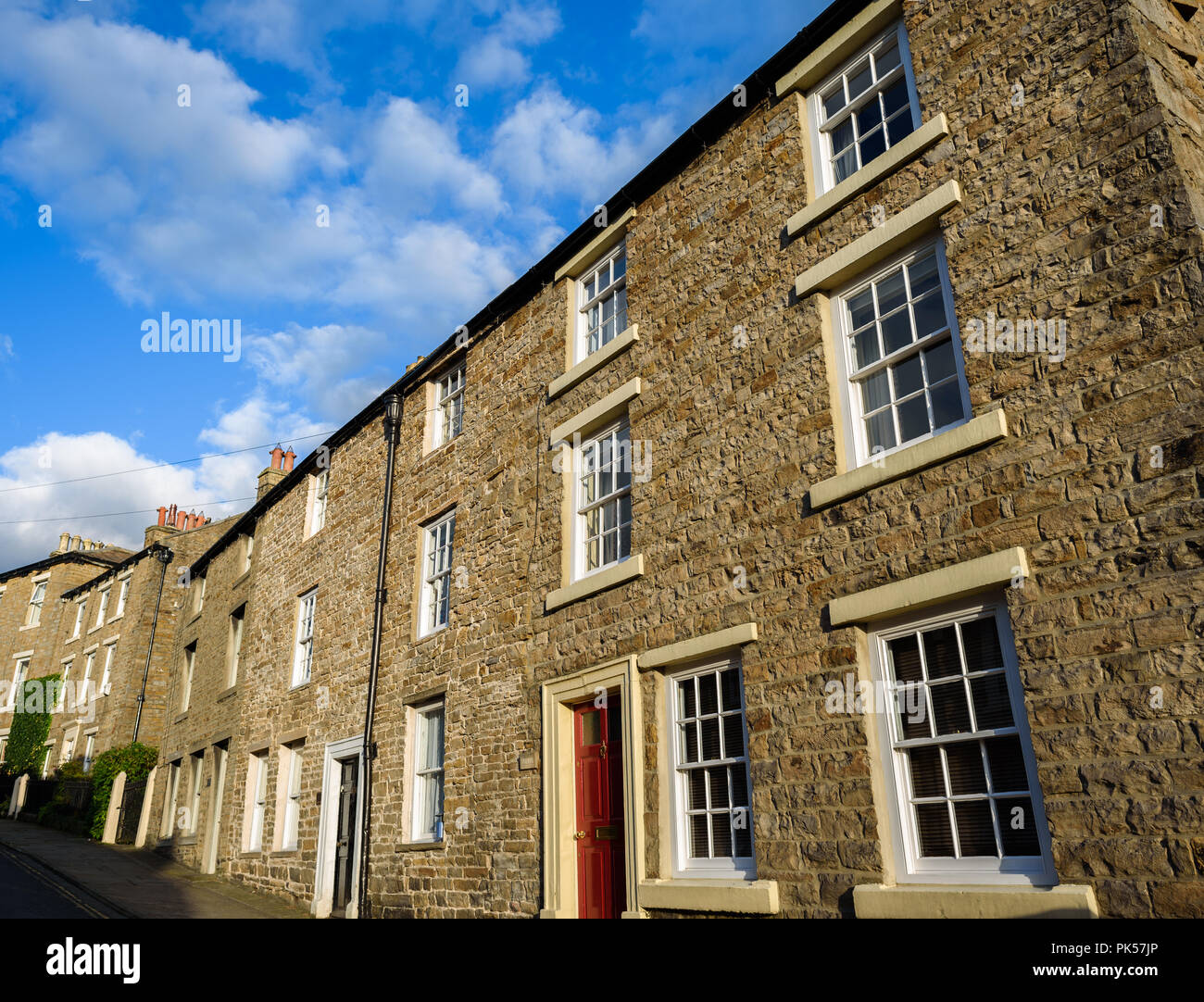 Askrigg yorkshire hi-res stock photography and images - Alamy