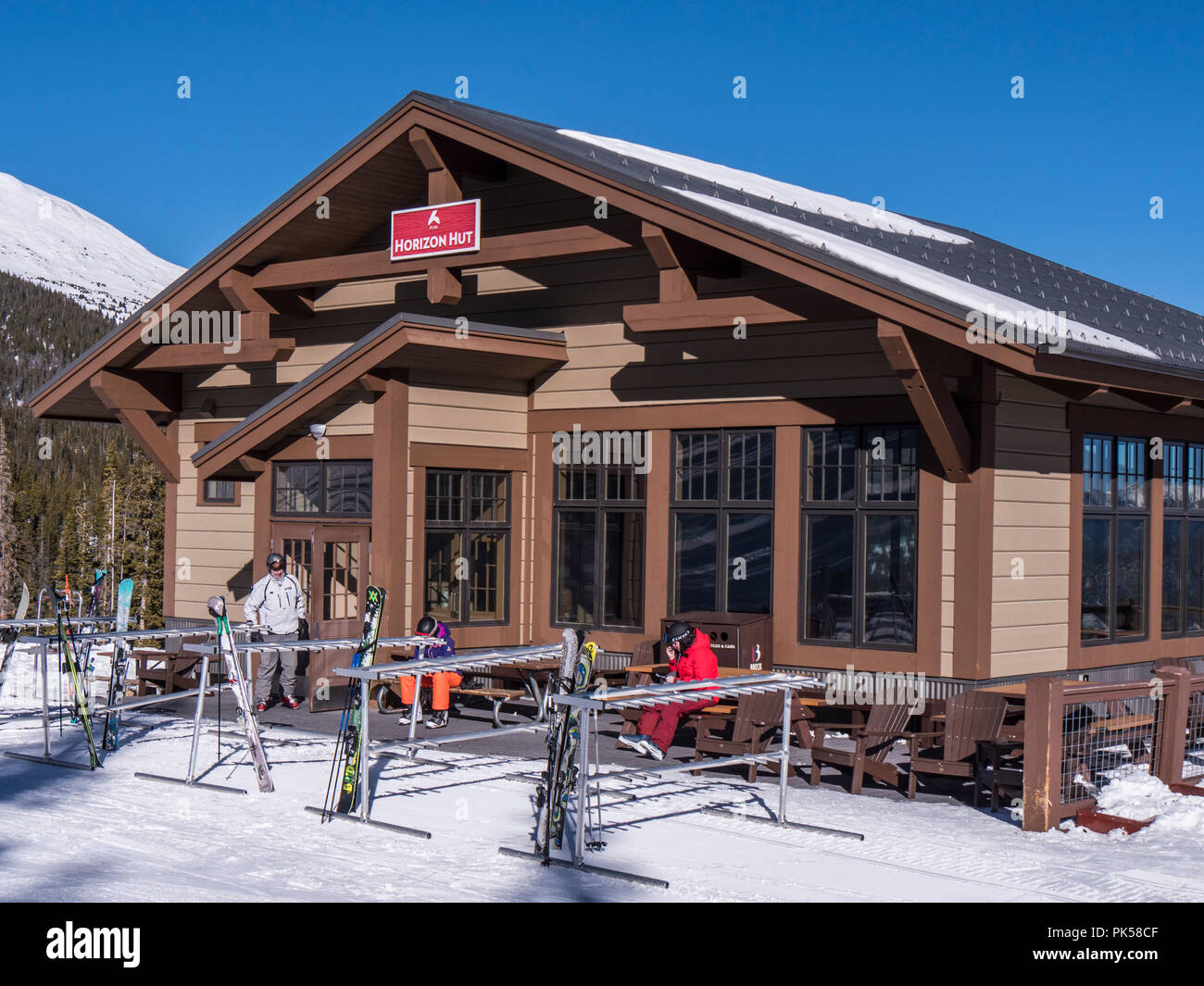 Warming hut hi-res stock photography and images - Alamy