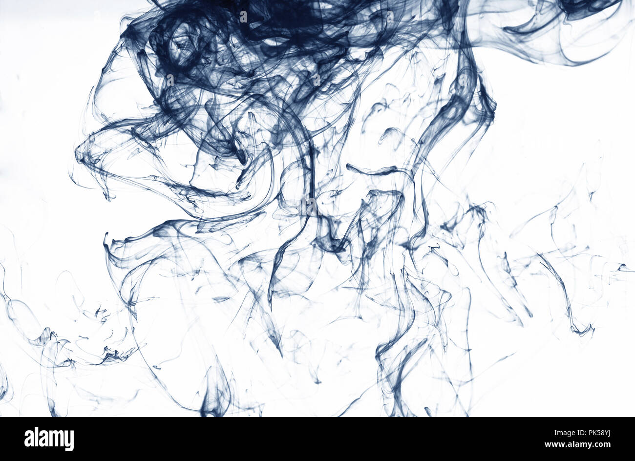 black ink in water Stock Photo - Alamy