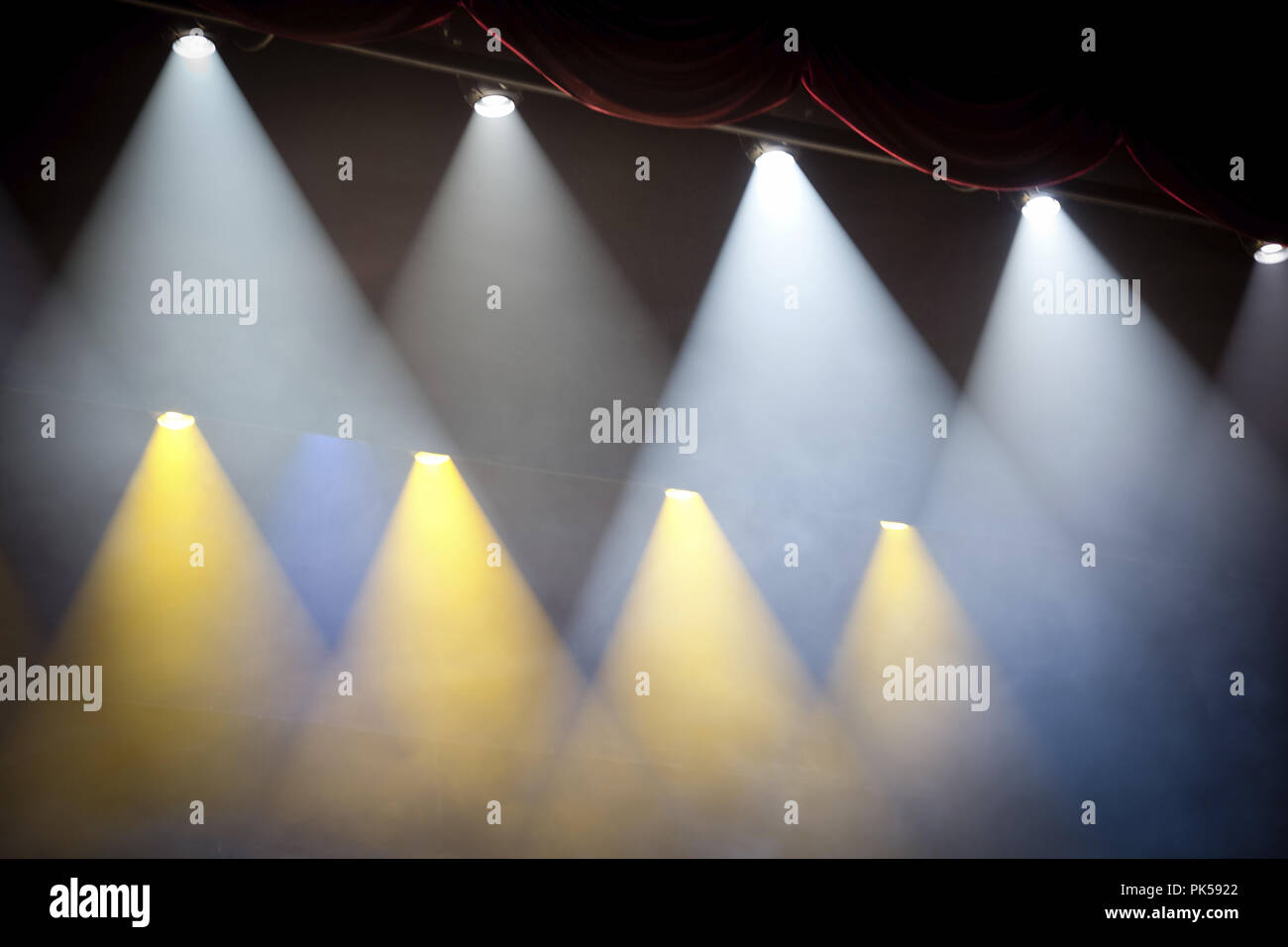 light on stage Stock Photo - Alamy