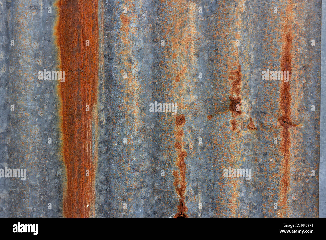 old rusty zine sheet texture background Stock Photo - Alamy