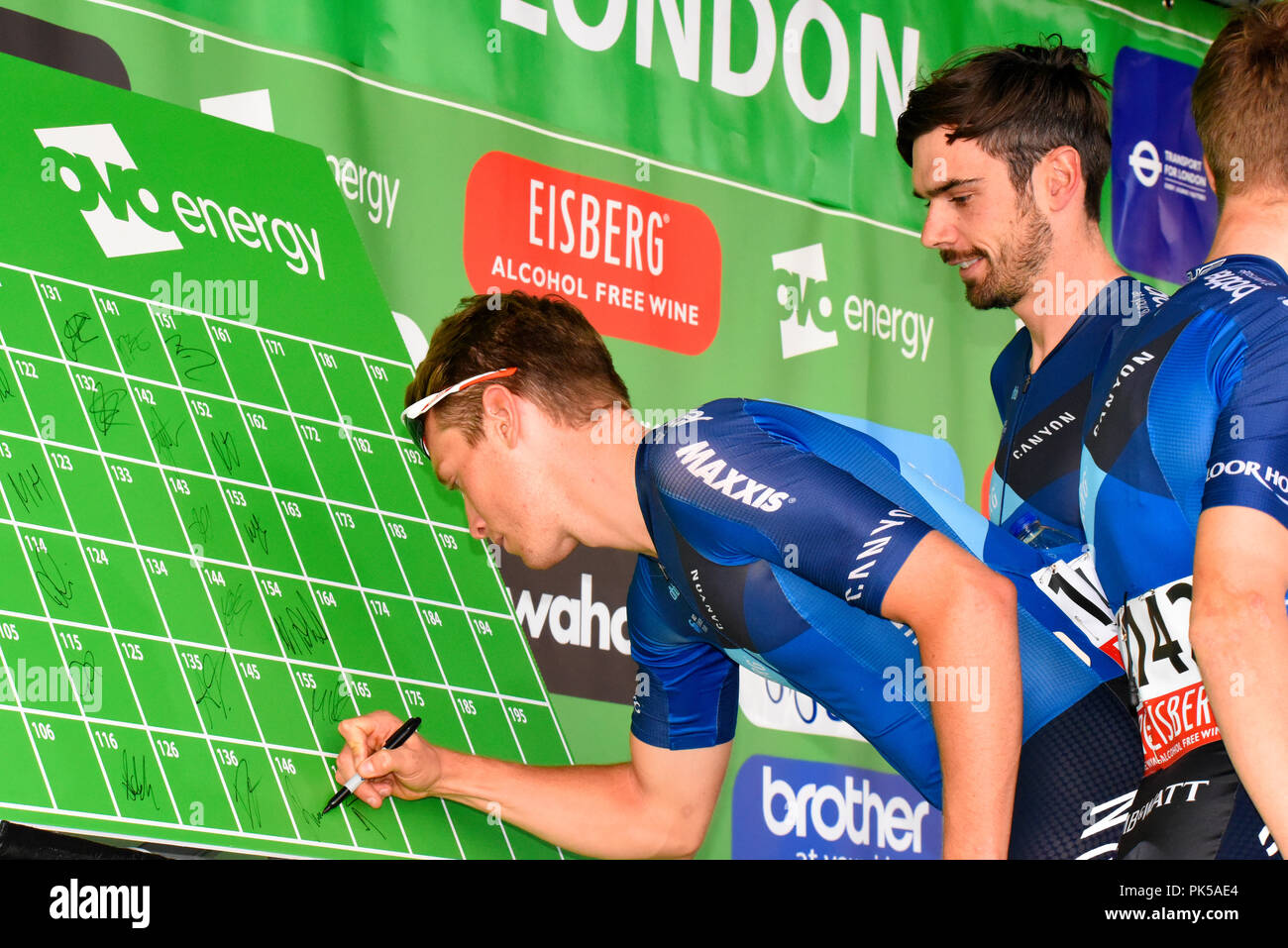 Rory Townsend of Canyon Eisberg signing in at the OVO Energy Tour of ...