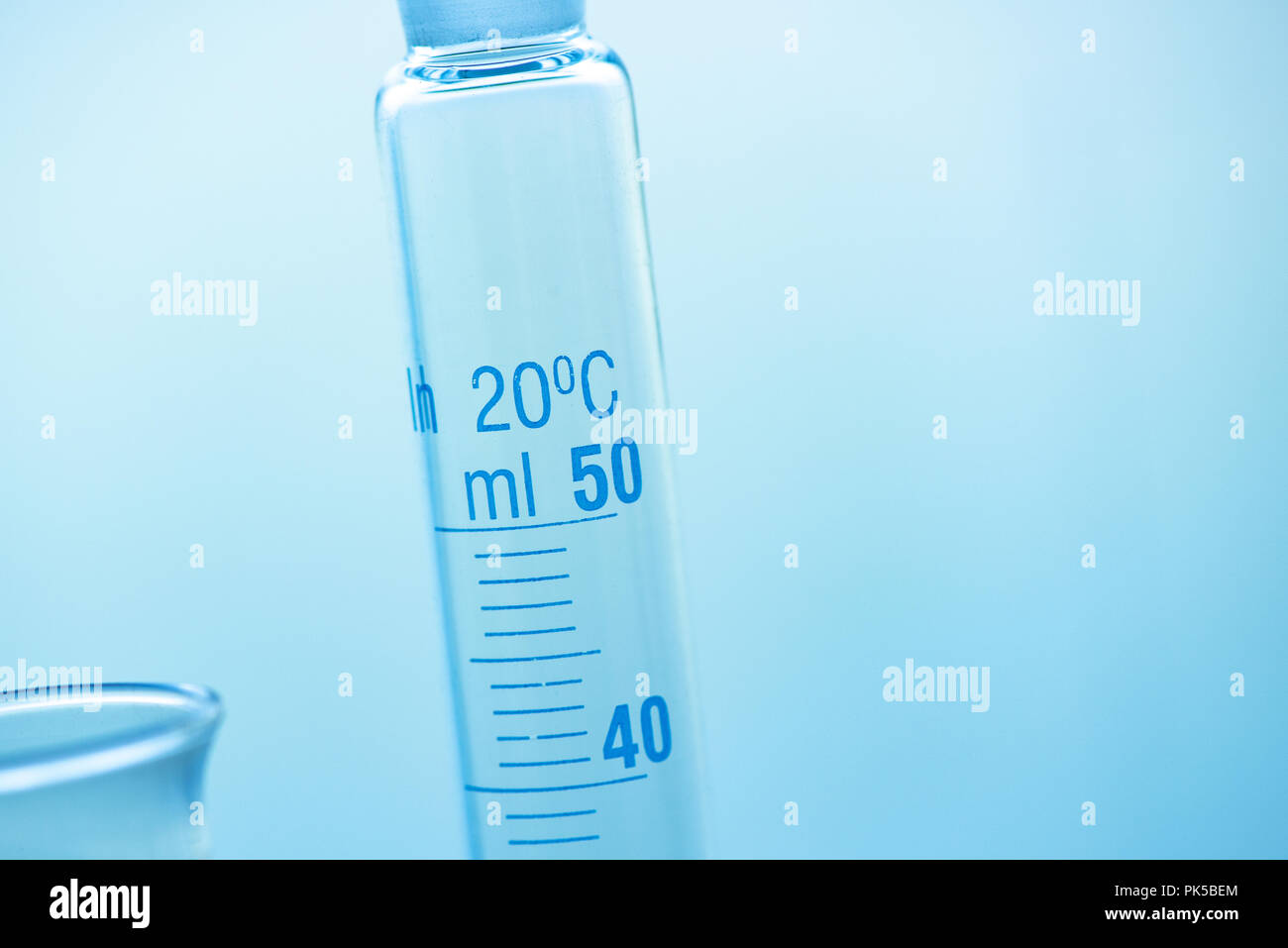 Laboratory glassware hi-res stock photography and images - Alamy