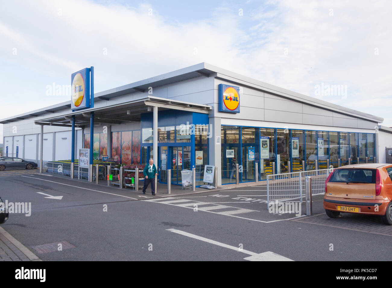 Lidl supermarket at Great Torrington, North Devon, England, United ...