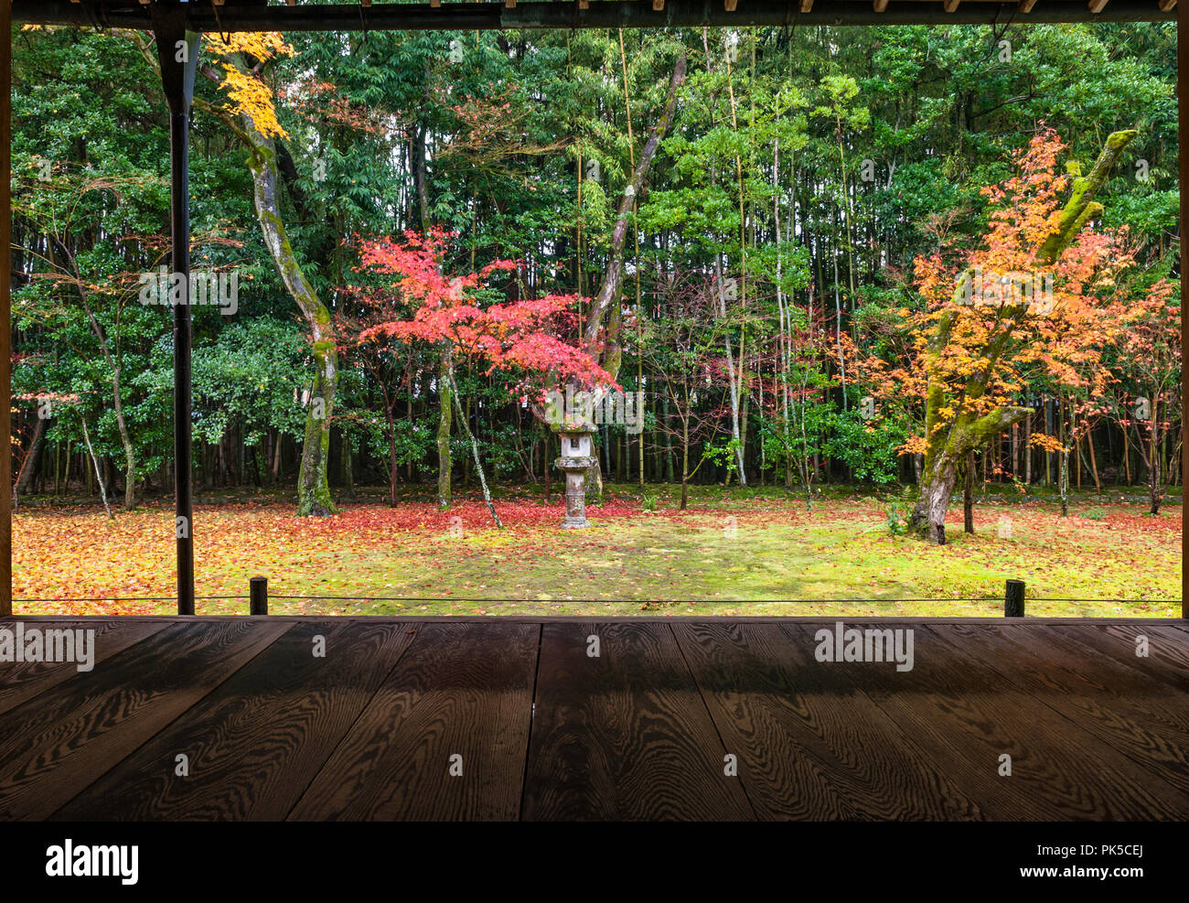Daitoku-ji, Kyoto, Japan. The gardens of Koto-in zen temple, seen in ...