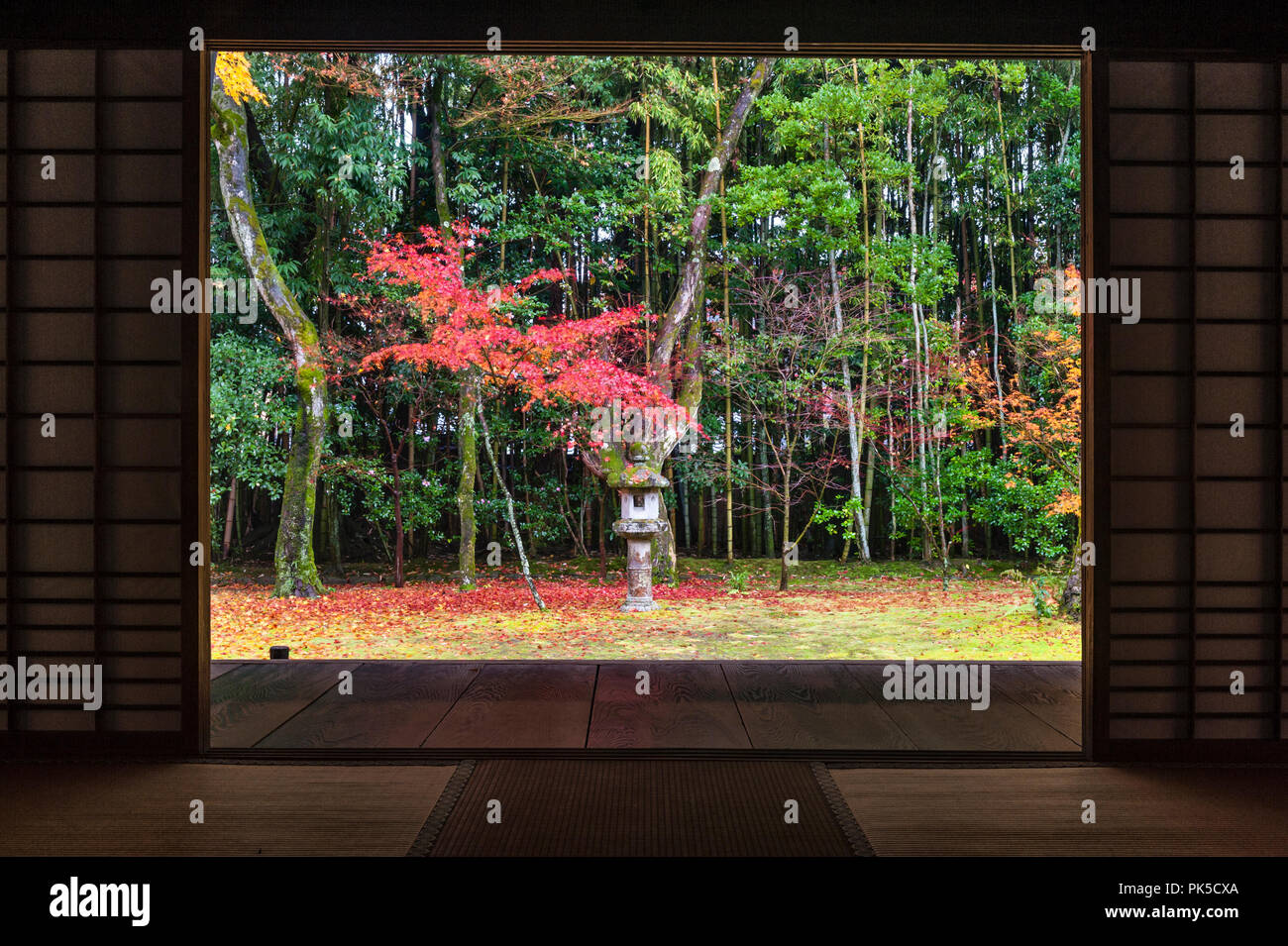 Japanese zen temple hi-res stock photography and images - Alamy