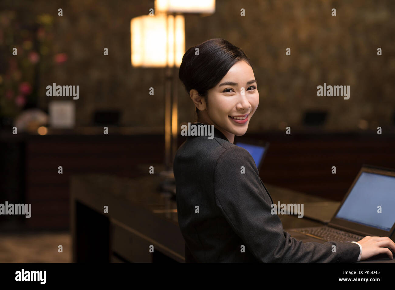 Indian young woman hotel staff hi-res stock photography and images - Alamy