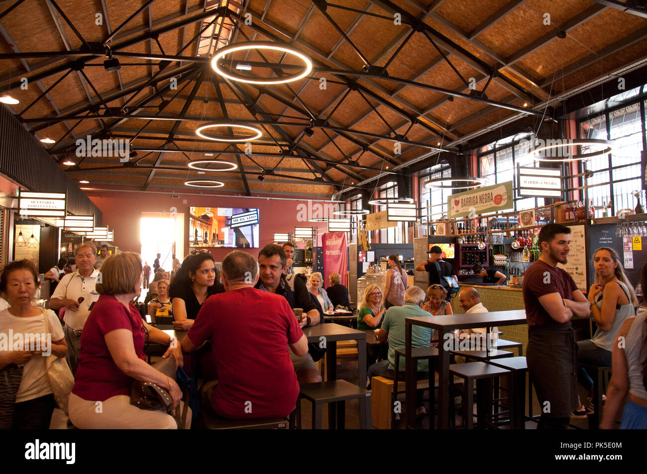 Mercado beira rio porto hi-res stock photography and images - Alamy