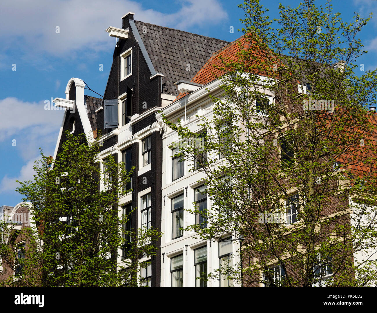 Traditional dutch architecture hi-res stock photography and images - Alamy