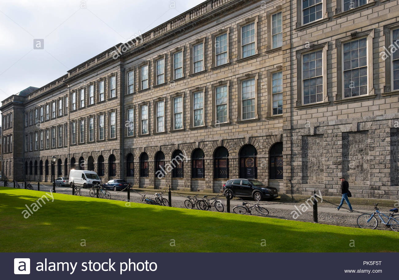 The Old Library Of Trinity College Stock Photos & The Old Library Of ...