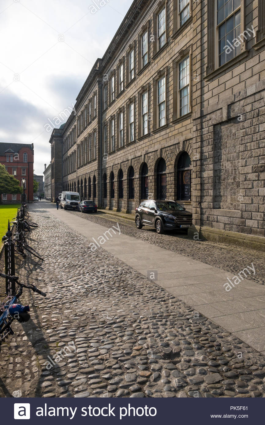 Old Library Of Trinity College High Resolution Stock Photography and ...