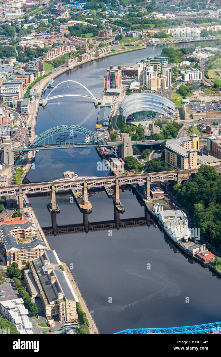 Tyne bridge aerial hi-res stock photography and images - Alamy