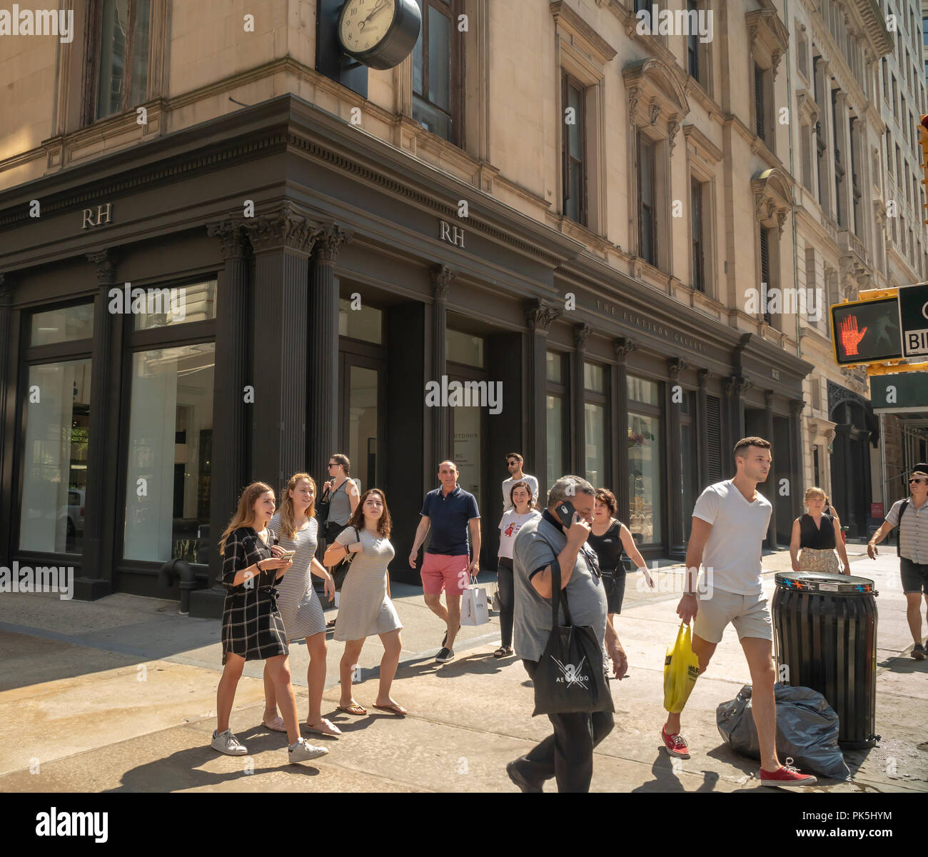 Restoration hardware new york hi-res stock photography and images - Alamy