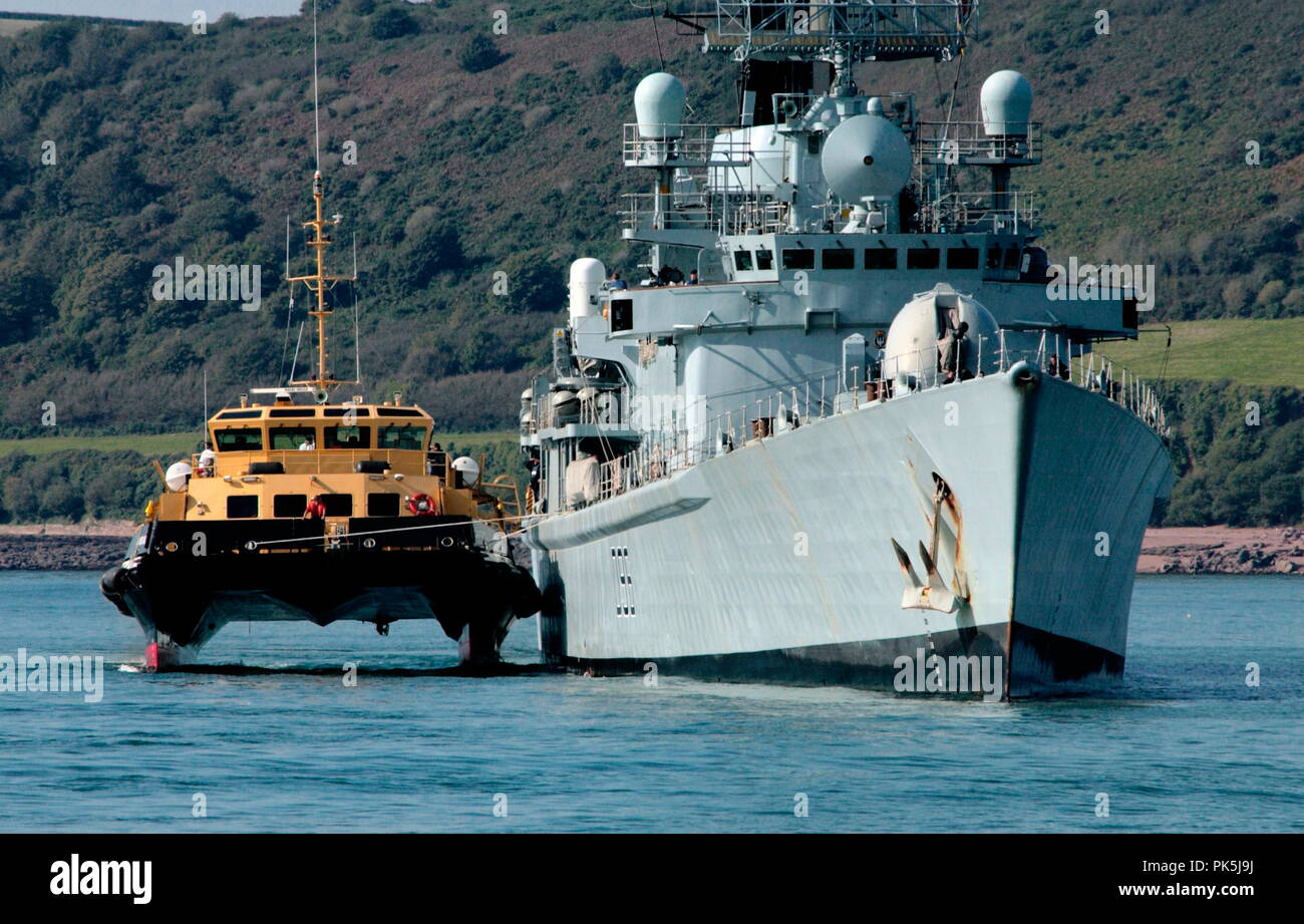 AJAXNETPHOTO. 2005. PLYMOUTH SOUND, ENGLAND. - ROYAL NAVY DESTROYER HMS ...