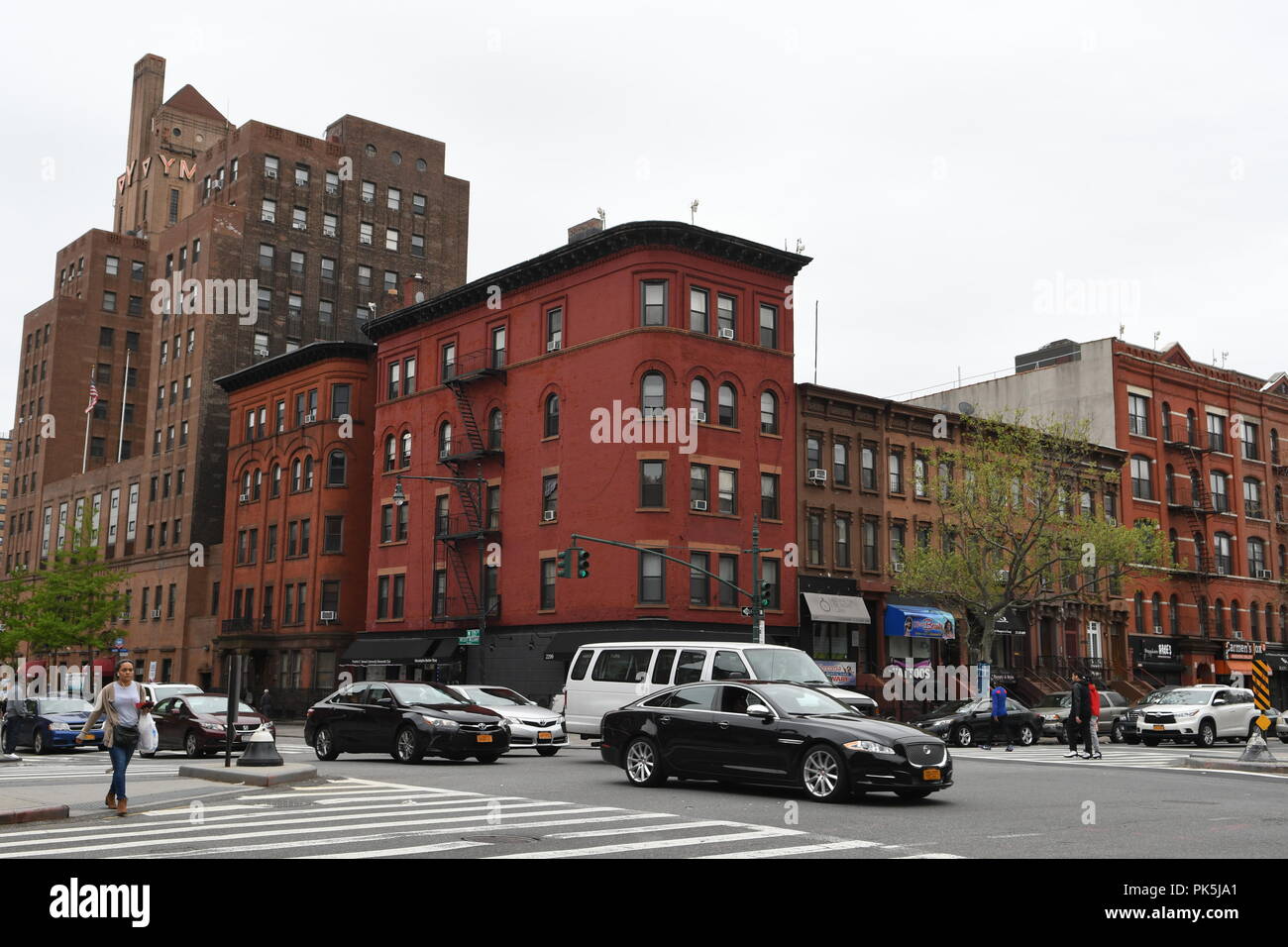 Harlem street view, New York City, USA Stock Photo - Alamy