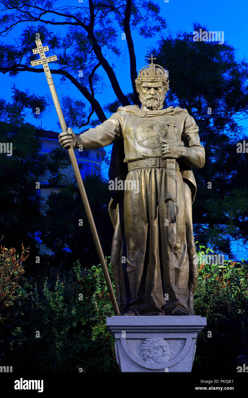Statue of Emperor Samuel of Bulgaria (reign 997-1014) in Sofia ...