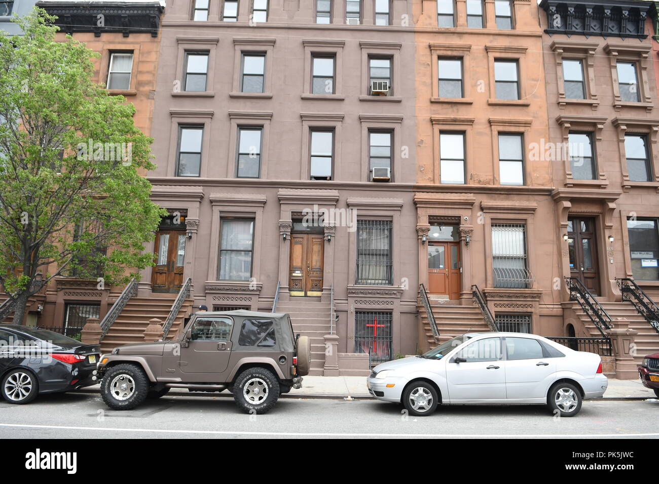 Harlem street view, New York City, USA Stock Photo - Alamy