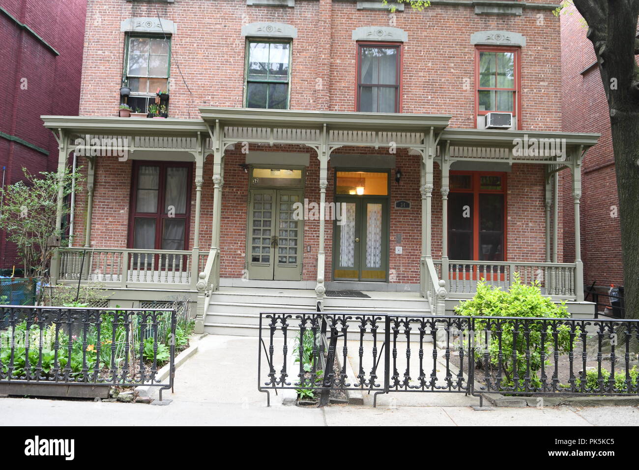Harlem street view, New York City, USA Stock Photo - Alamy