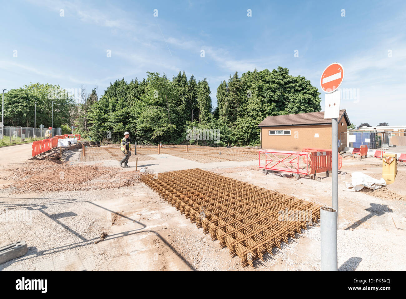 Velindre cancer centre cardiff hi-res stock photography and images - Alamy