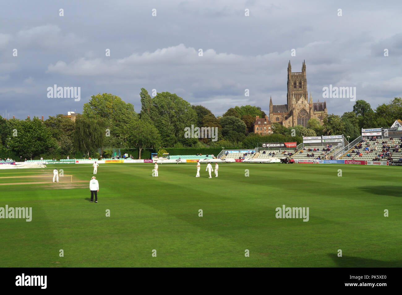 New road worcester cricket hi-res stock photography and images - Alamy