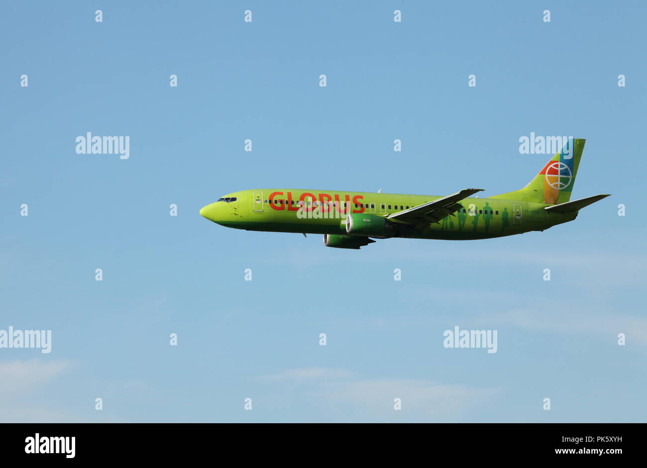 Boeing flight line hi-res stock photography and images - Alamy