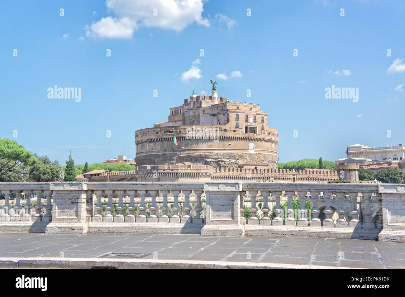 View ancient roman castle hi-res stock photography and images - Alamy