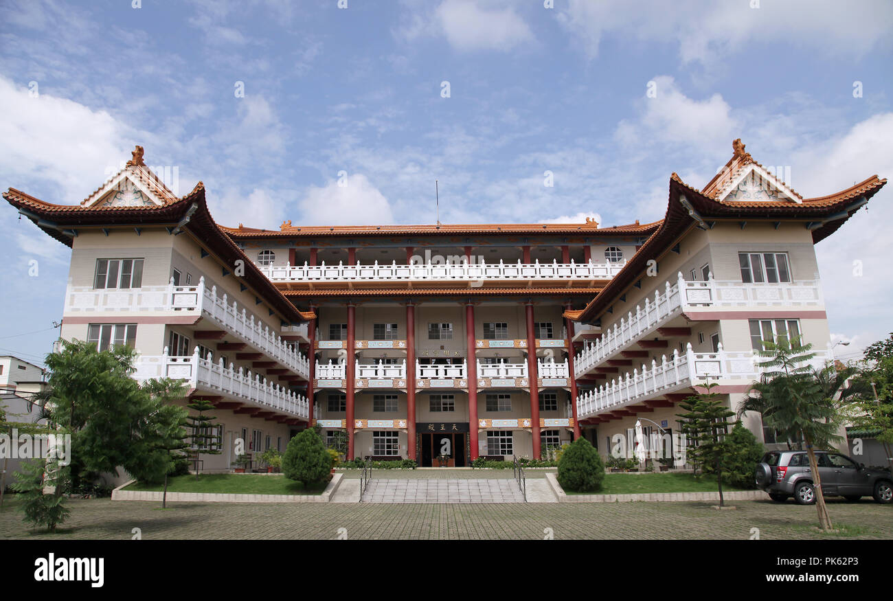 Yuan Heng Temple in Guayaquil Ecuador.One of the largest Buddhist ...