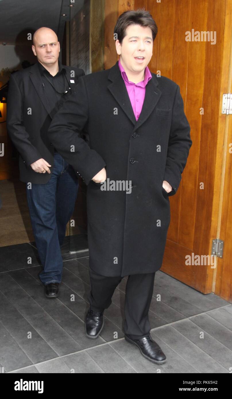 Britain's got talent judges hi-res stock photography and images - Alamy