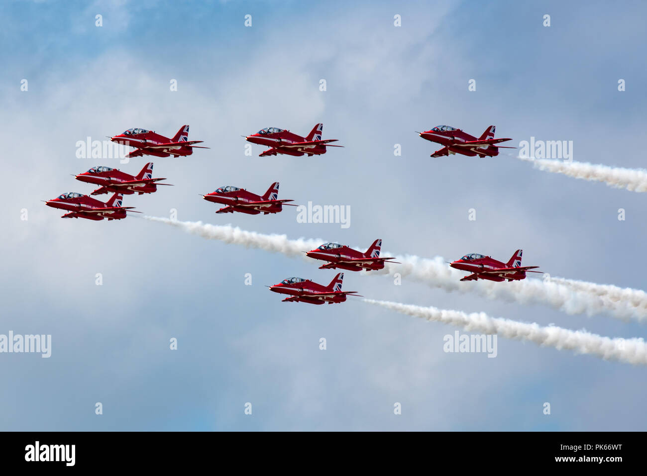 Red arrows plane aeroplane hi-res stock photography and images - Alamy
