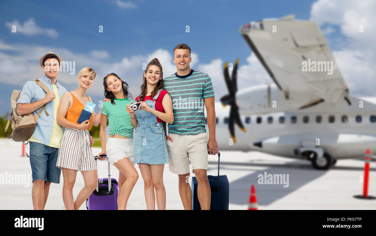 Airplane landing camera hi-res stock photography and images - Alamy