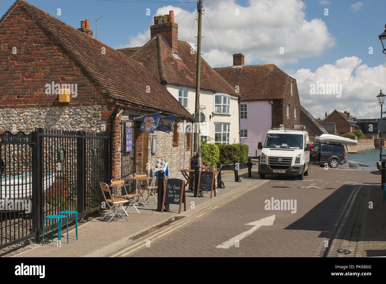 Small cafe / teashop on the waterfront at Emsworth in Hampshire ...