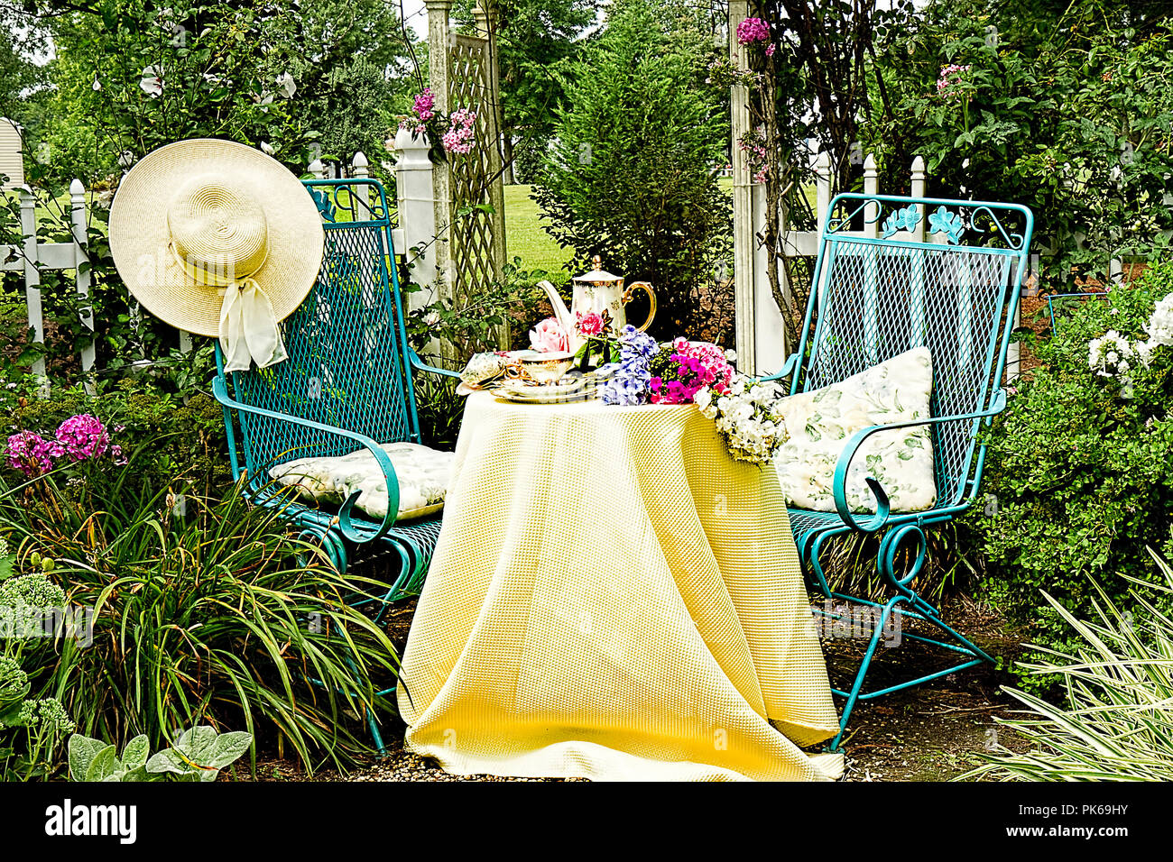 Tea outdoors in garden for two Stock Photo - Alamy