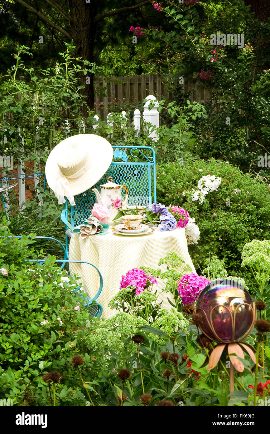 Tea outdoors in garden for two Stock Photo - Alamy