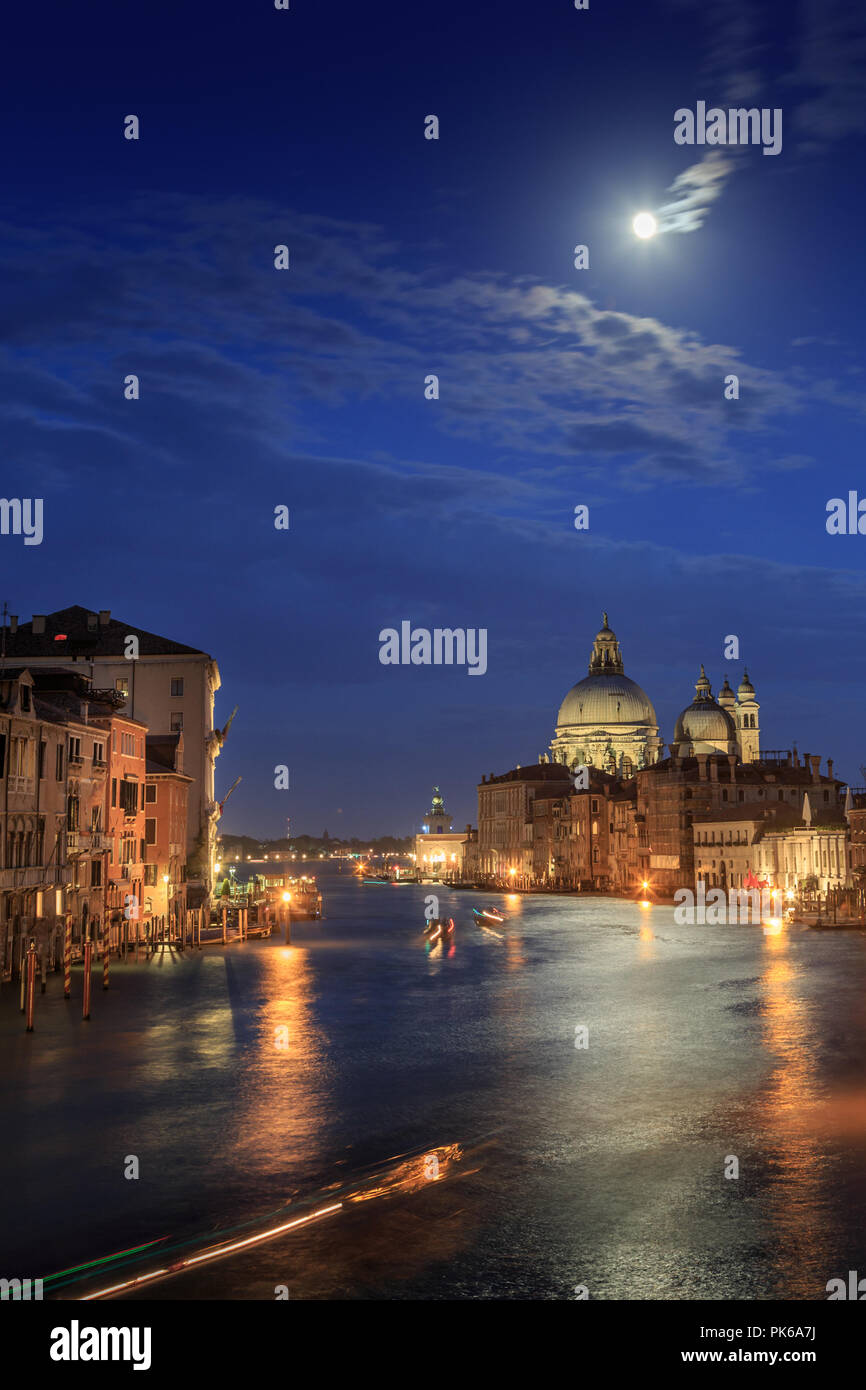 Canal water moonlight evening hi-res stock photography and images - Alamy