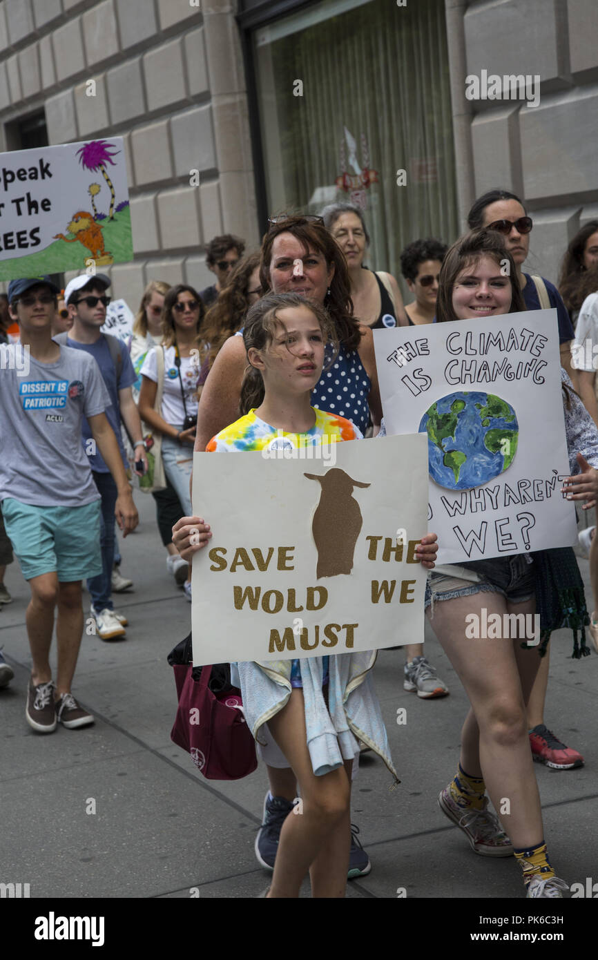 Zero hour youth climate march hi-res stock photography and images - Alamy
