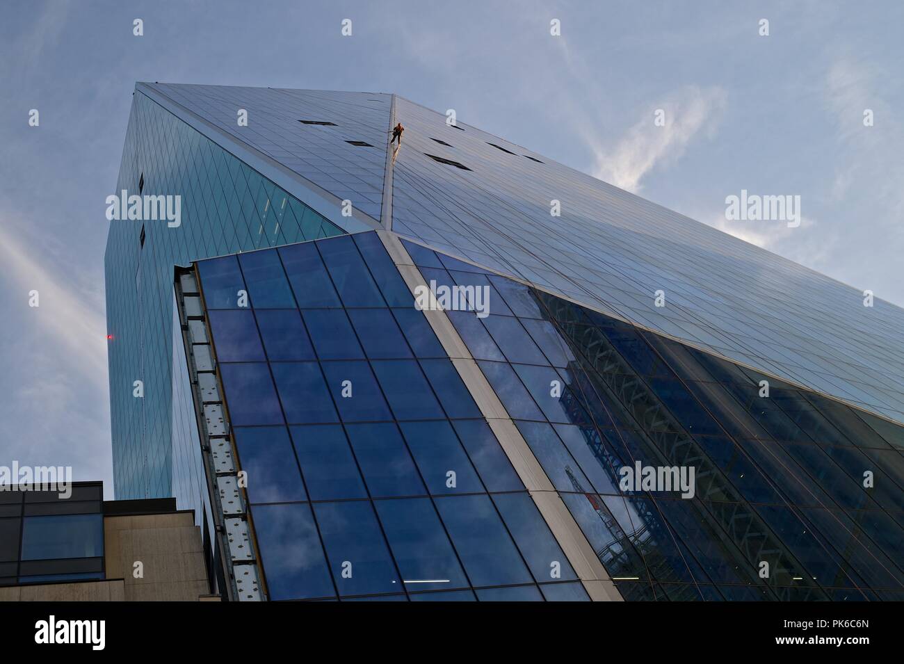 Scalpel, London's newest sky scraper Stock Photo - Alamy