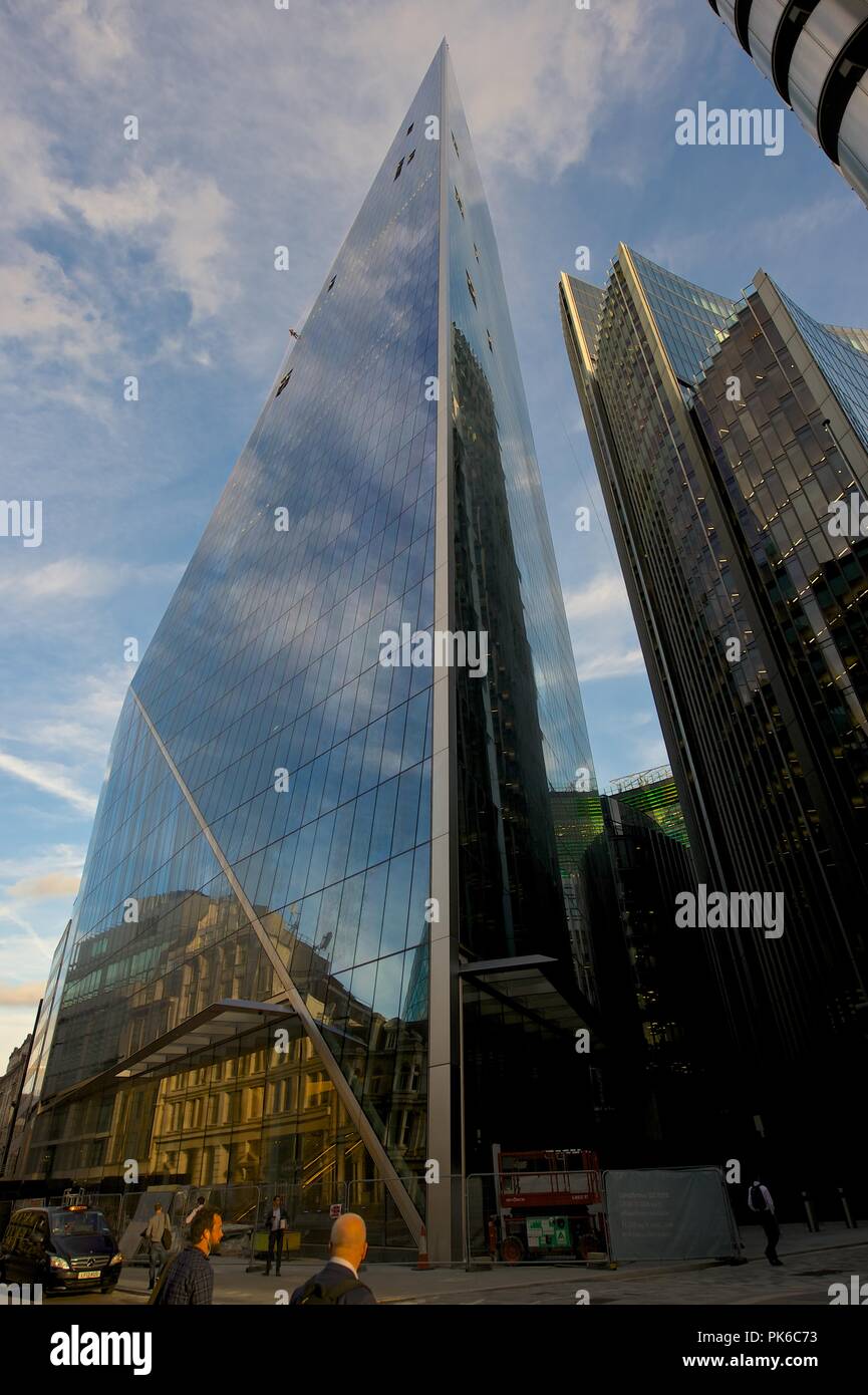 Scalpel, London's newest sky scraper Stock Photo - Alamy