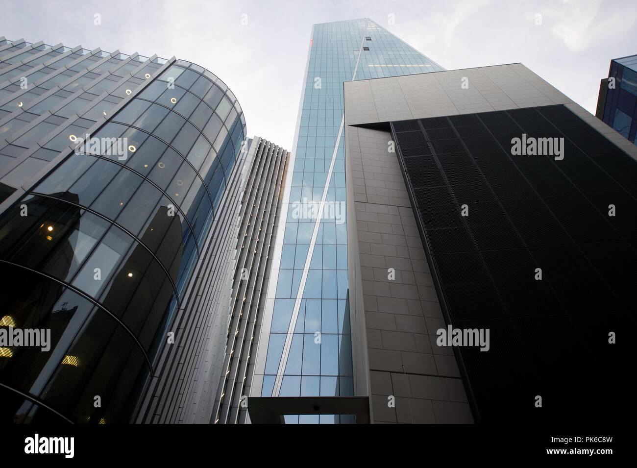 Scalpel, London's newest sky scraper Stock Photo - Alamy