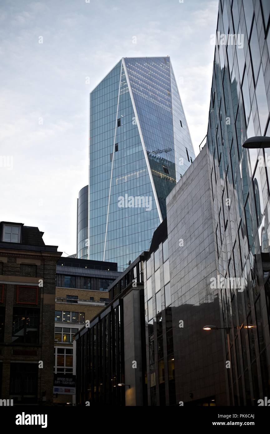 Scalpel, London's newest sky scraper Stock Photo - Alamy