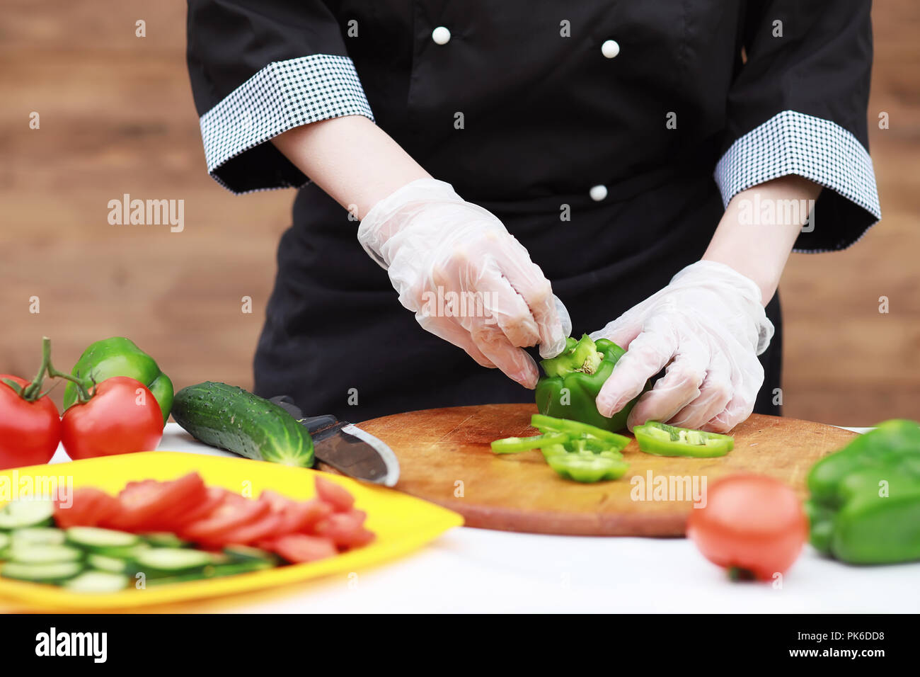 Knife cuts cucumber slicing vegetables hi-res stock photography and ...