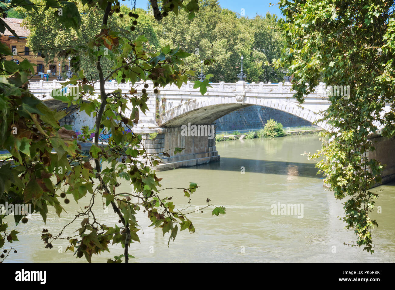 Tiber flow hi-res stock photography and images - Alamy