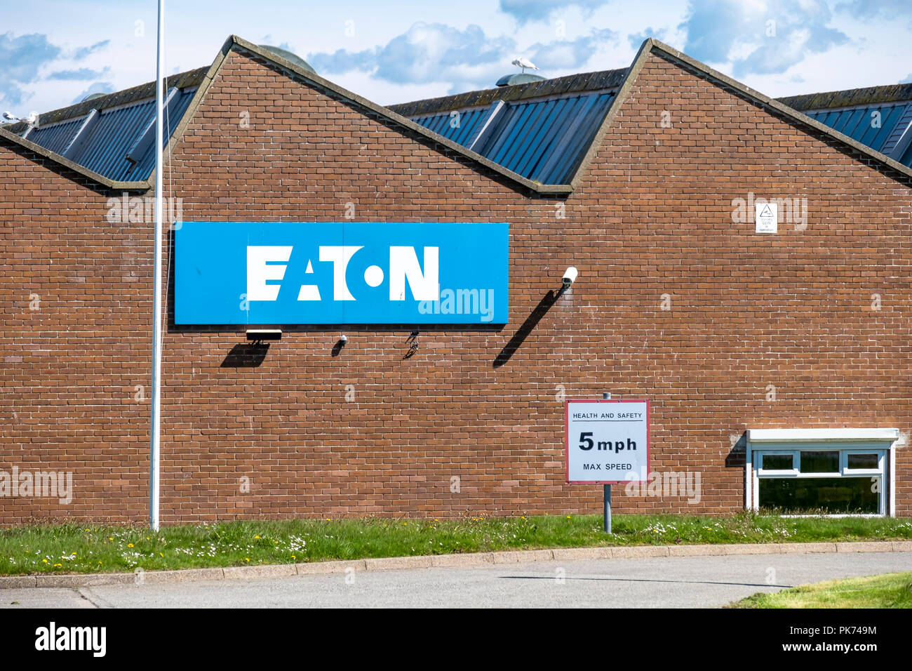 Eaton logo hi-res stock photography and images - Alamy